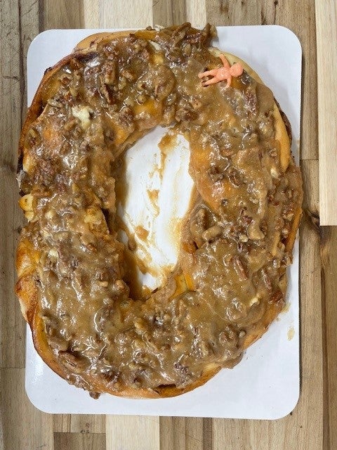 Praline Kingcake | Jay's Bakery